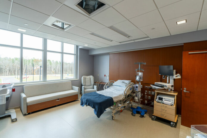 CaroMont opens 'game changer' Belmont hospital - Business North Carolina